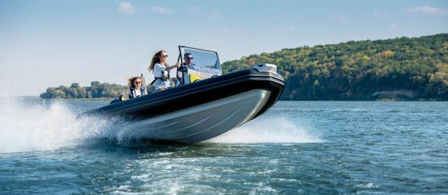 Grand Boats D600 Lux — Boatseekr